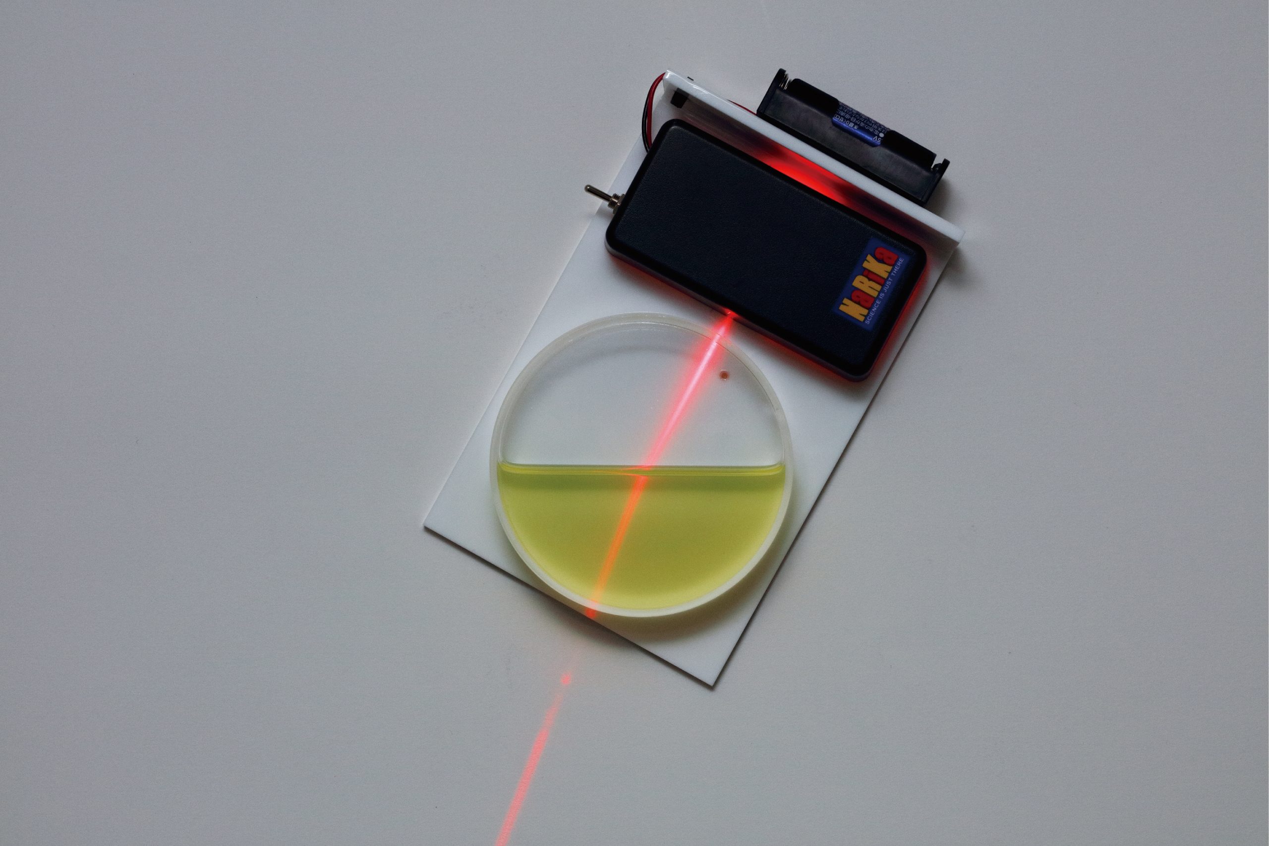 REFRACTION TANK PORTABLE TYPE BY NARIKA CORPORATION | IEC designs